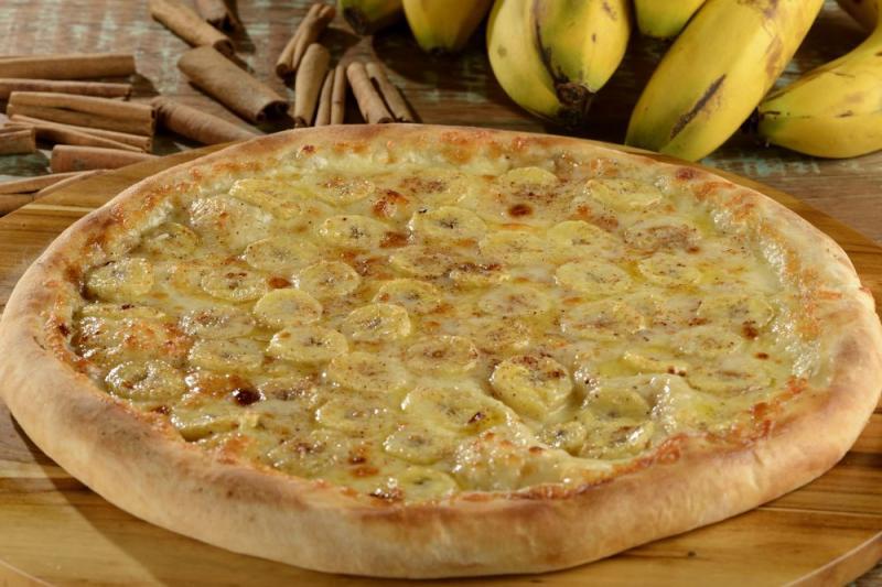 PIZZA DE DOCE DE LEITE COM BANANA, SIMPLESMENTE DELICIOSA !! VEJA AQUI ...