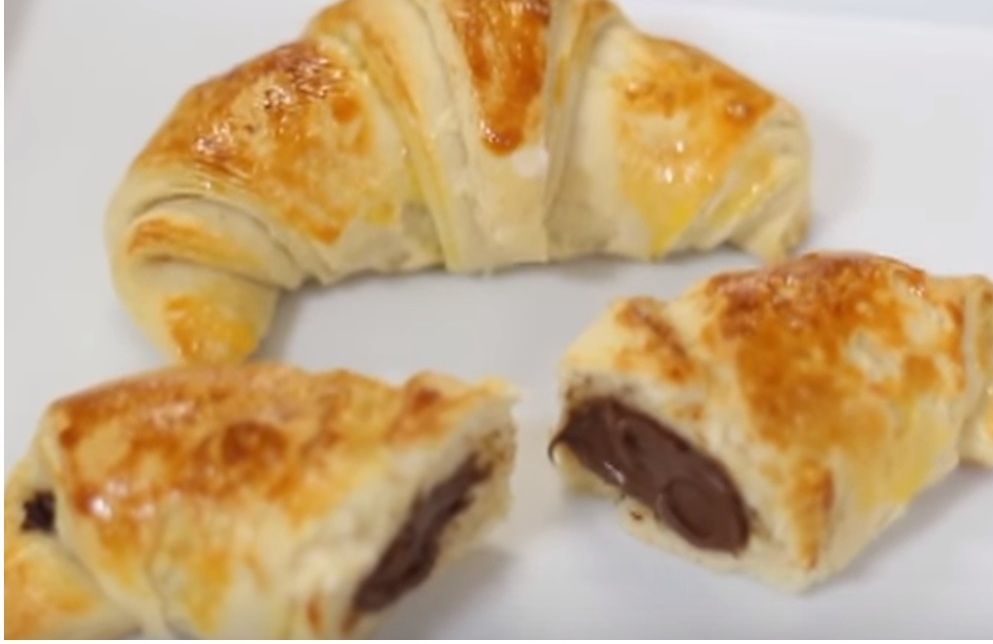 COMO FAZER CROISSANT RECHEADO COM NUTELLA, PASSO A PASSO VEJA AQUI ...